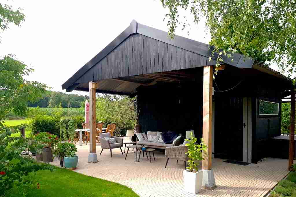 Een jaarrond genieten door een tuinoverkapping | Florera.nl